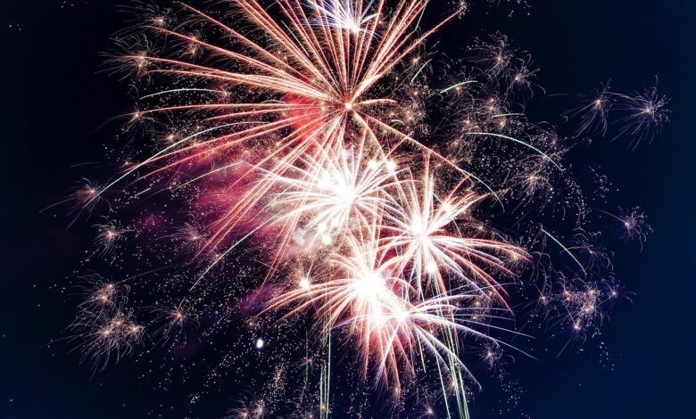 Fireworks shop explosion kills 12 in China | The Witness