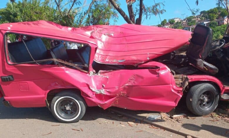 One child killed, 14 injured in scholar transport crash | The Witness