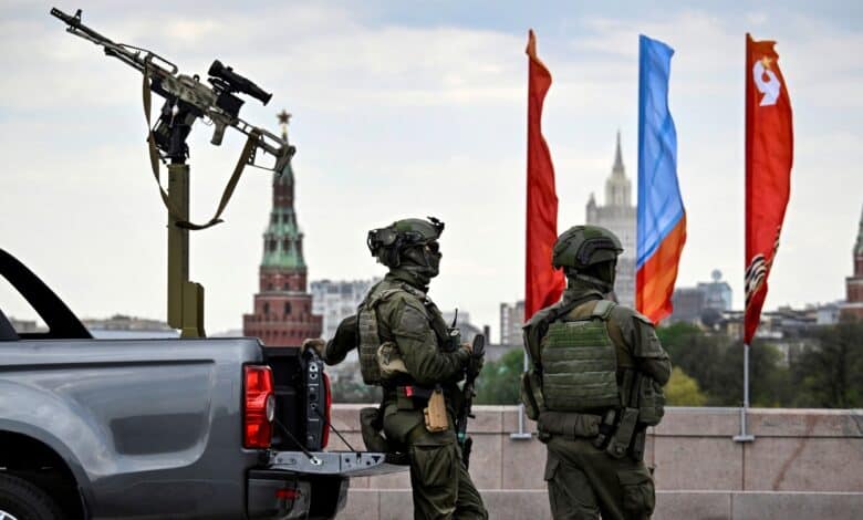 Russia, Ukraine trade major attacks ahead of Kremlin's WWII ...