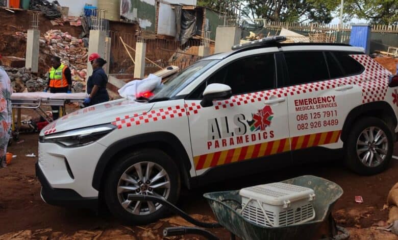 Three construction workers injured in wall collapse | The Witness