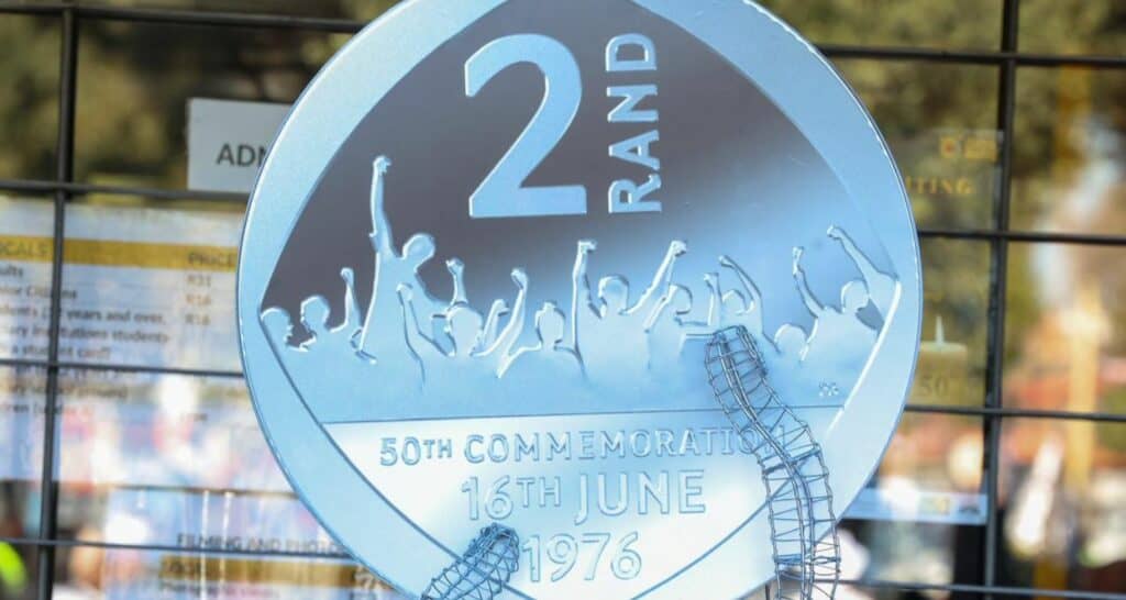 PICS | Ramaphosa unveils new R2 coin marking 50 years since 1976 youth ...