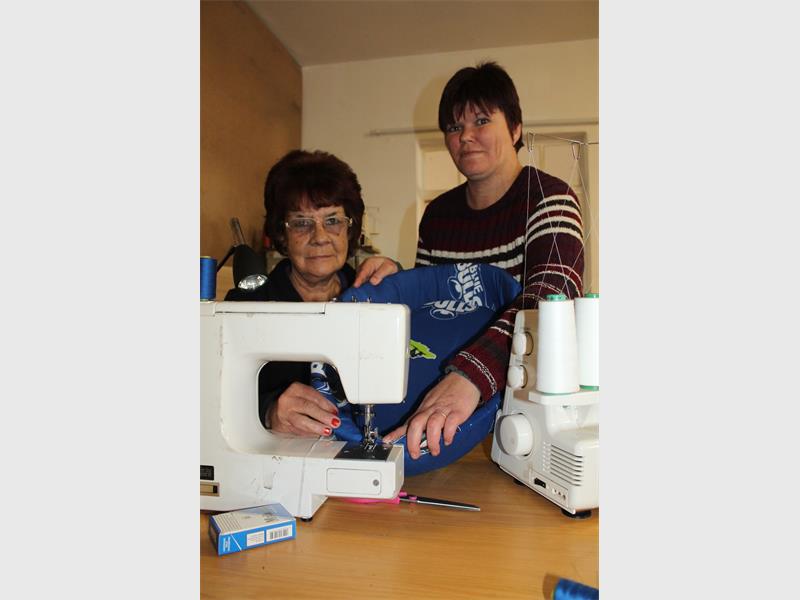 Hulle hande skep werk | Krugersdorp News