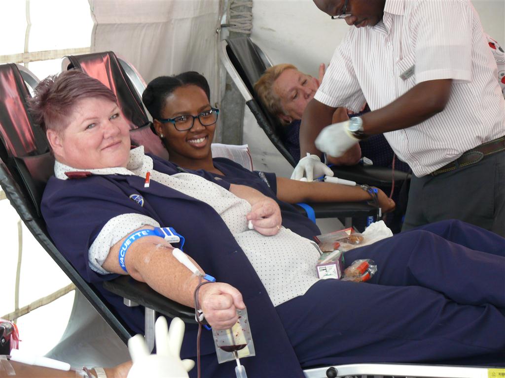 Hospital staff takes on blood shortage challenge | Krugersdorp News