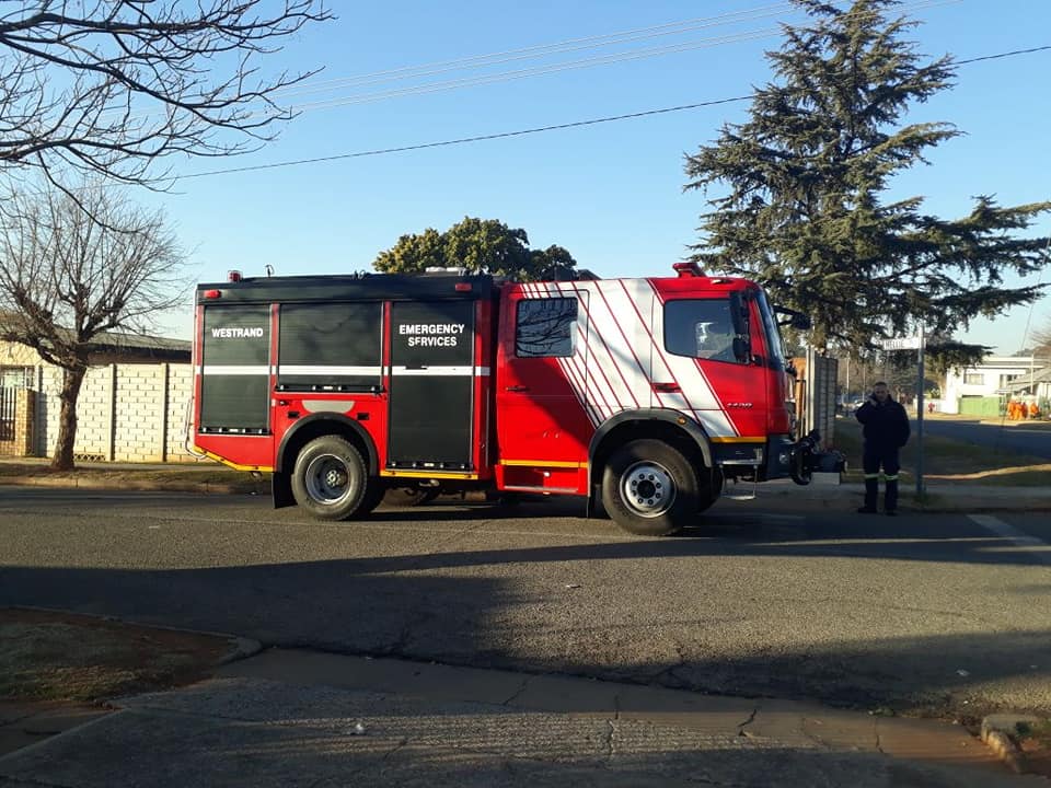 [WATCH] Brave fireman risks his life to save cat from certain death ...