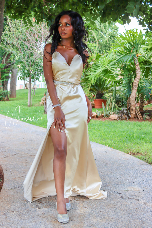 A fairytale day for four matric girls | Krugersdorp News