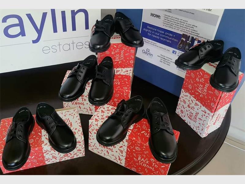 Skoolskoene vir behoeftige kinders | Krugersdorp News