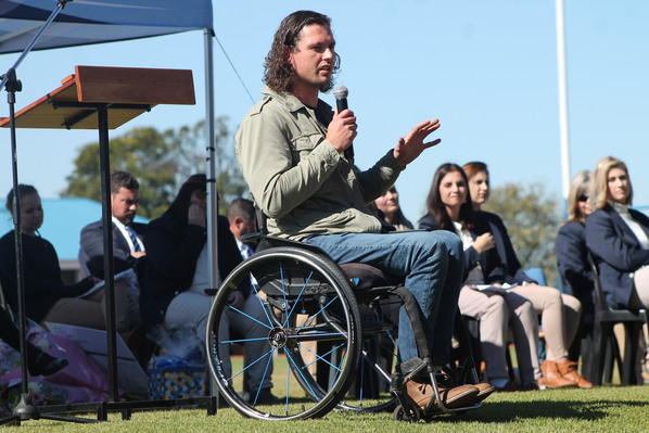 Parapleeg inspireer Nories | Krugersdorp News