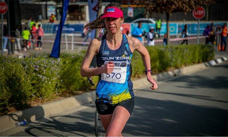 Bernadene wins Kaapsehoop Half Marathon | Krugersdorp News