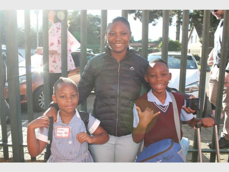 Monument Primary Grade 1's come prepared | Krugersdorp News