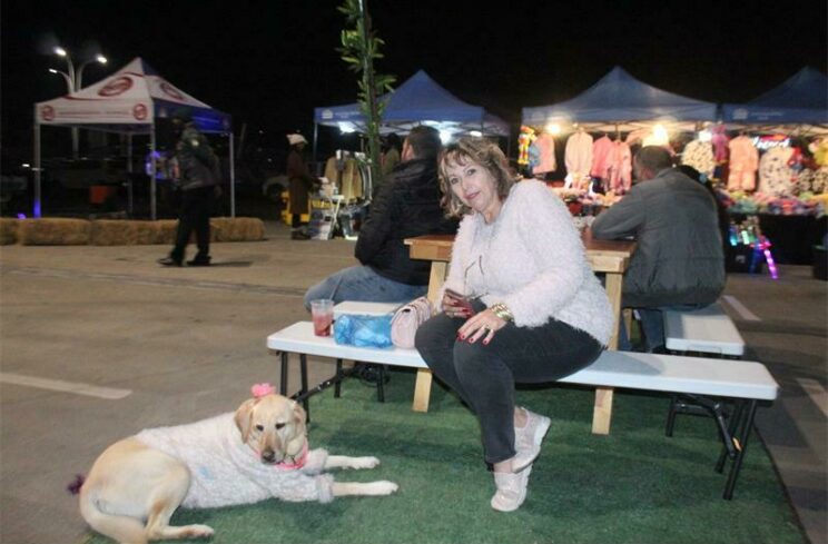 Residents brave the cold at Cradlestone Night Market | Krugersdorp News