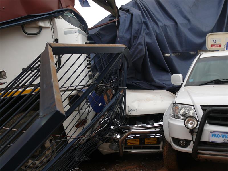 Update: Truck accident caused by drunk driver | Roodepoort Record