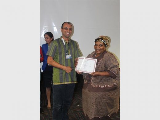 Elderly become tech savvy through Unisa | Roodepoort Record