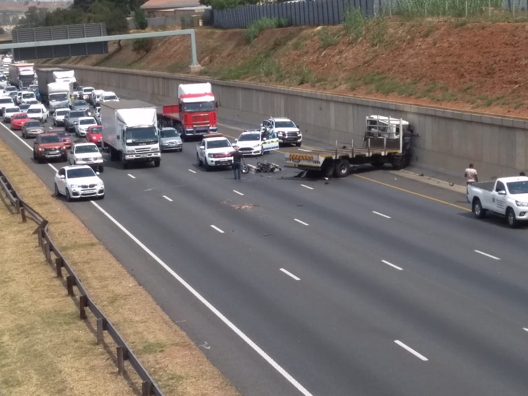 UPDATE: Two killed in N1 accident | Roodepoort Record