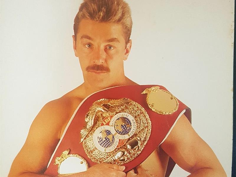 Today in history: Brian Mitchell wins the WBA title | Roodepoort Record