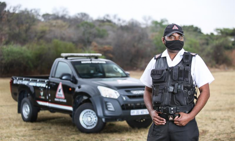 Local security company warns of spate of armed driveway robberies ...