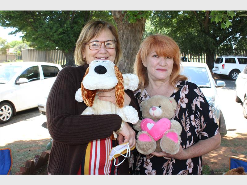 Preloved goods given second chance | Roodepoort Record