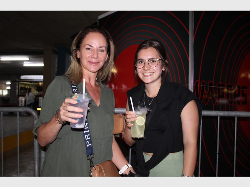Have a feast at the Cradlestone night market | Roodepoort Record