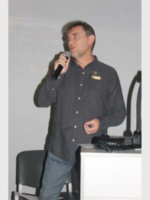 Ward 97 Councillor Jacques Hoon holds heated public meeting to update ...