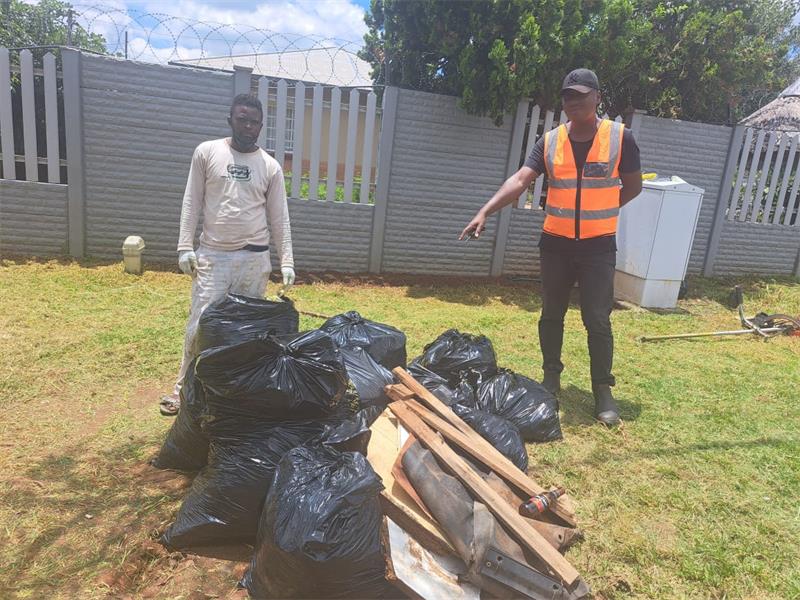 Residents enlist services of private team to clean up area around ...