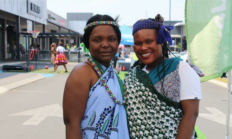 Kwena Square promote community artists and entrepreneurs on Heritage Day