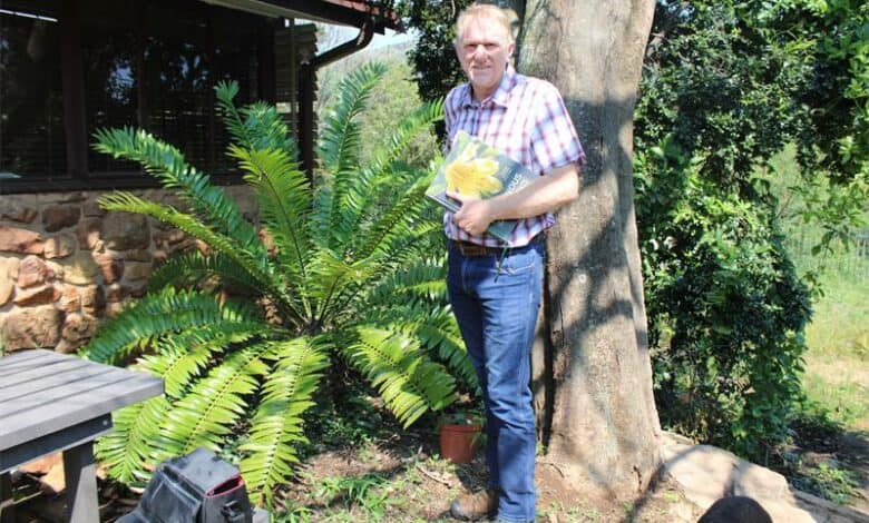 Roodepoort horticulturist publishes career-spanning work | Roodepoort ...