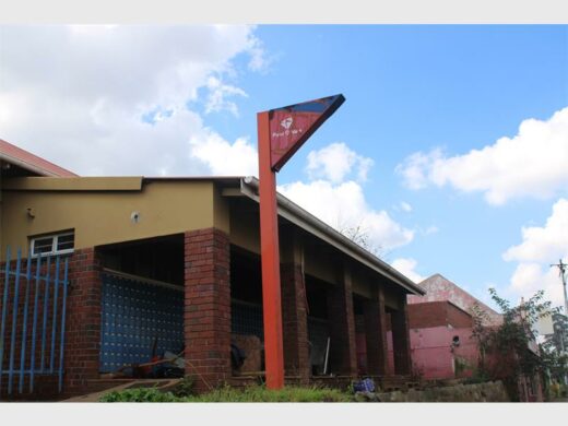 Post office buildings now haven for vagrants | Roodepoort Record