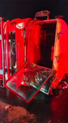 Hours-long clean-up after truck overturns near N1 | Roodepoort Record
