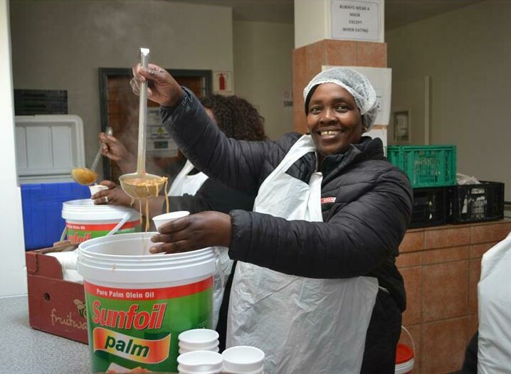 Karaglen SuperSpar spreads the warmth at Khanyisa | Bedfordview ...