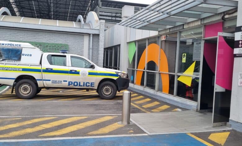 SAPS confirms 2 armed robbers in Bedfordview mall robbery, shots fired ...