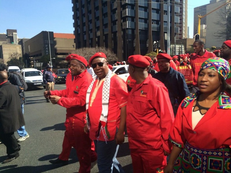 EFF storm legislature building and demand for MPLS to wear red overalls ...