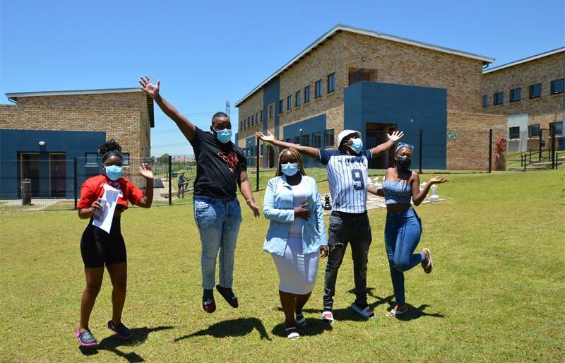 Curro Academy Riverside's first matric class set a good precedent ...