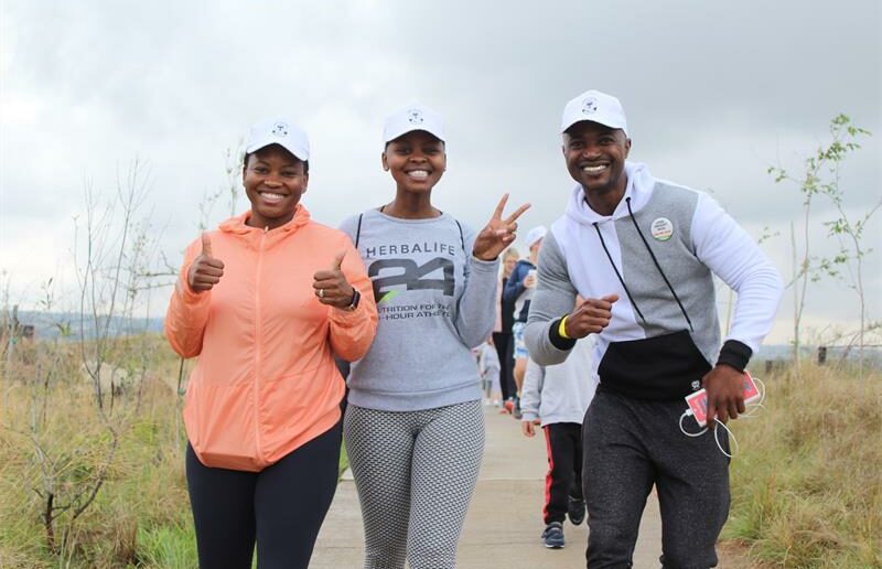 Community puts on their running shoes to run for the Douglasdale CPF ...