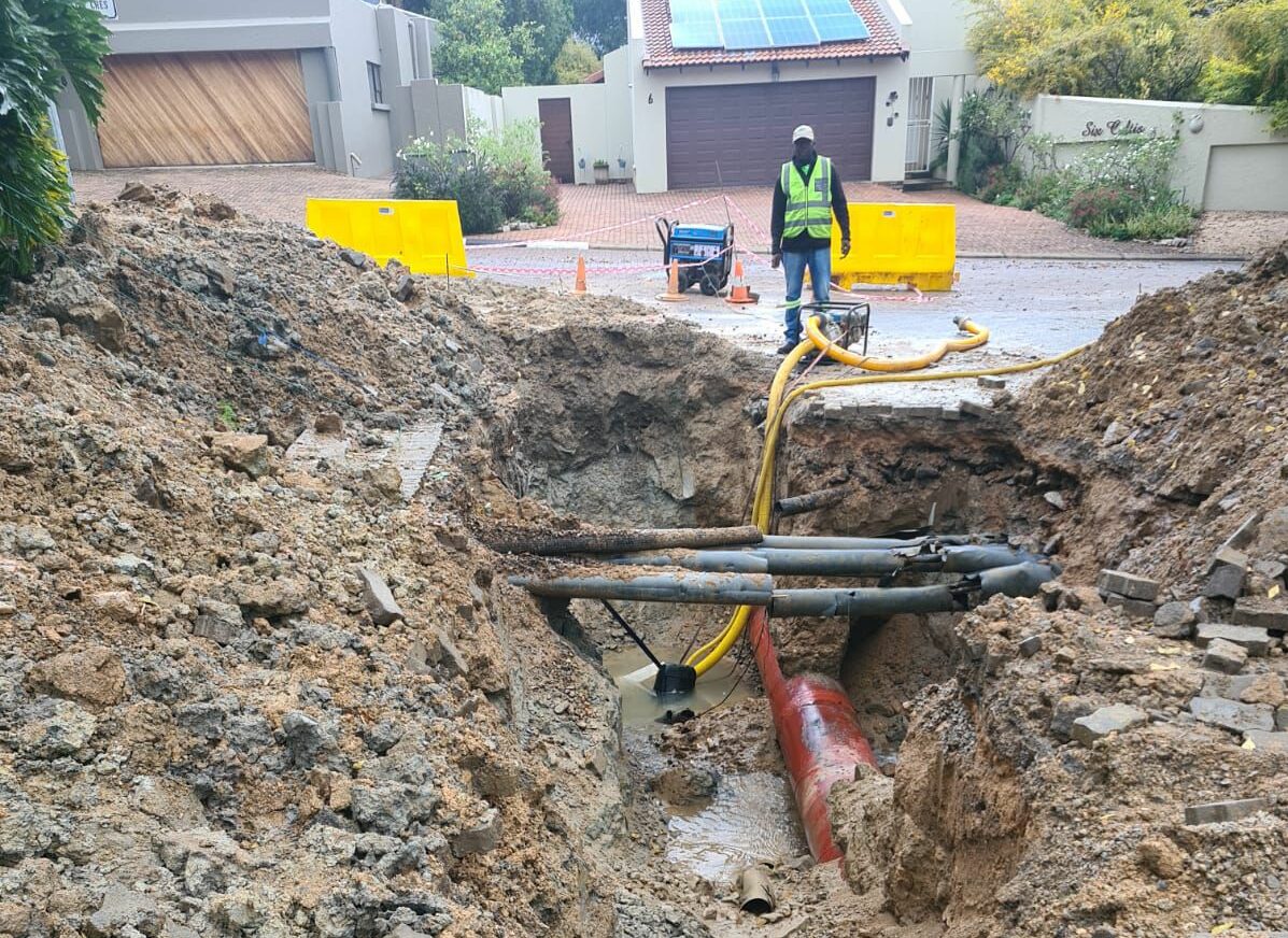 Water outage hits Dainfern as major pipe repairs continue at Fourways ...