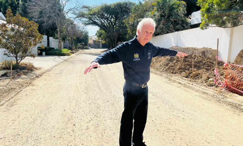 Fourways’ Chorisia Lane repairs paused over fresh leak concern ...