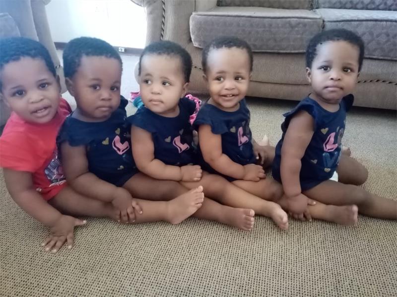 Mother of five toddlers appeals for assistance | Boksburg Advertiser