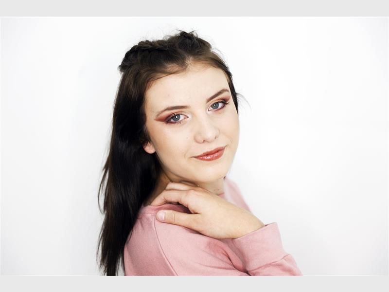 Parkdene model wins Figures Models Finesse International competition ...