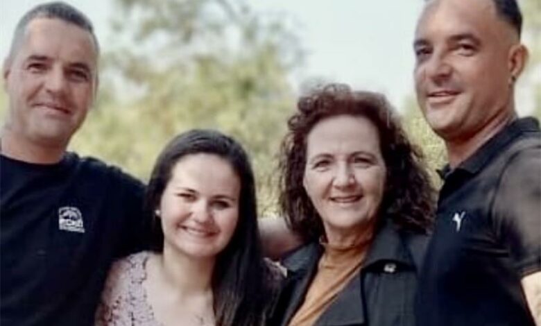 Du Toit family holds on to hope as murder case against Swanson ...