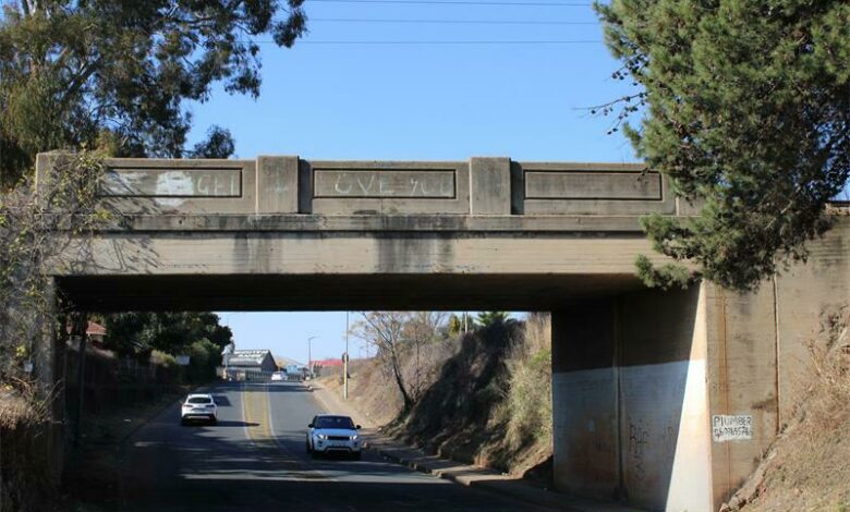 Lack of signage on bridge could spell another disaster | Benoni City Times