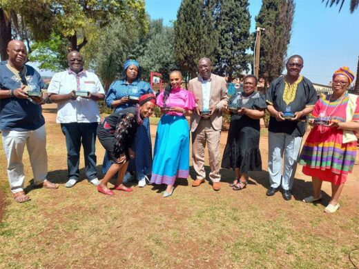 Lesabe Primary School unveils school flag | Benoni City Times