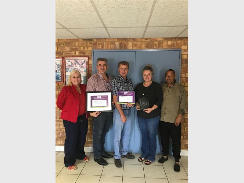 Chako Panelbeaters rakes in awards | Brakpan Herald