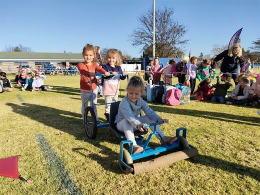 Kaskarre woerts om die baan by Die Arend | Brakpan Herald