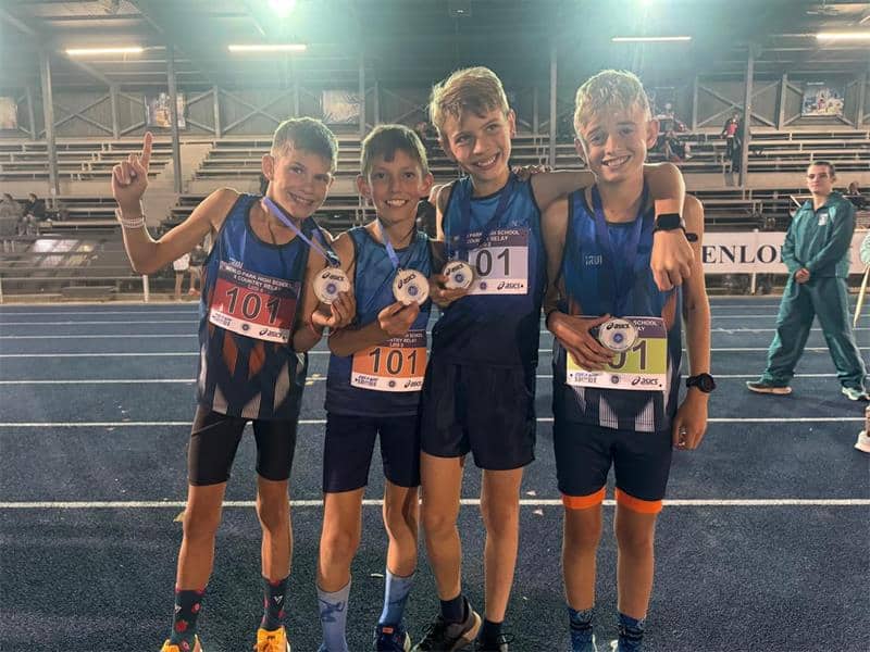 iRun relay teams shine in cross-country relay | Brakpan Herald