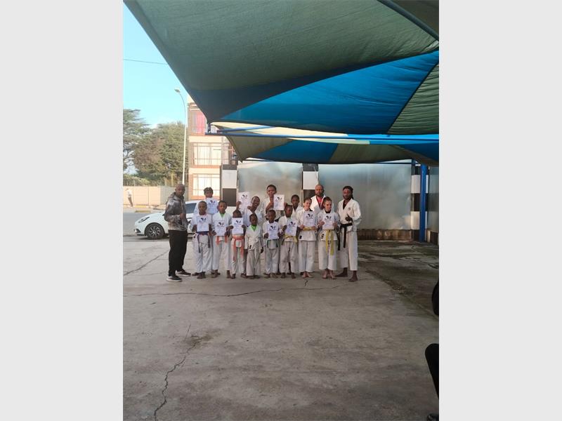 Karate students receive new belts | Brakpan Herald