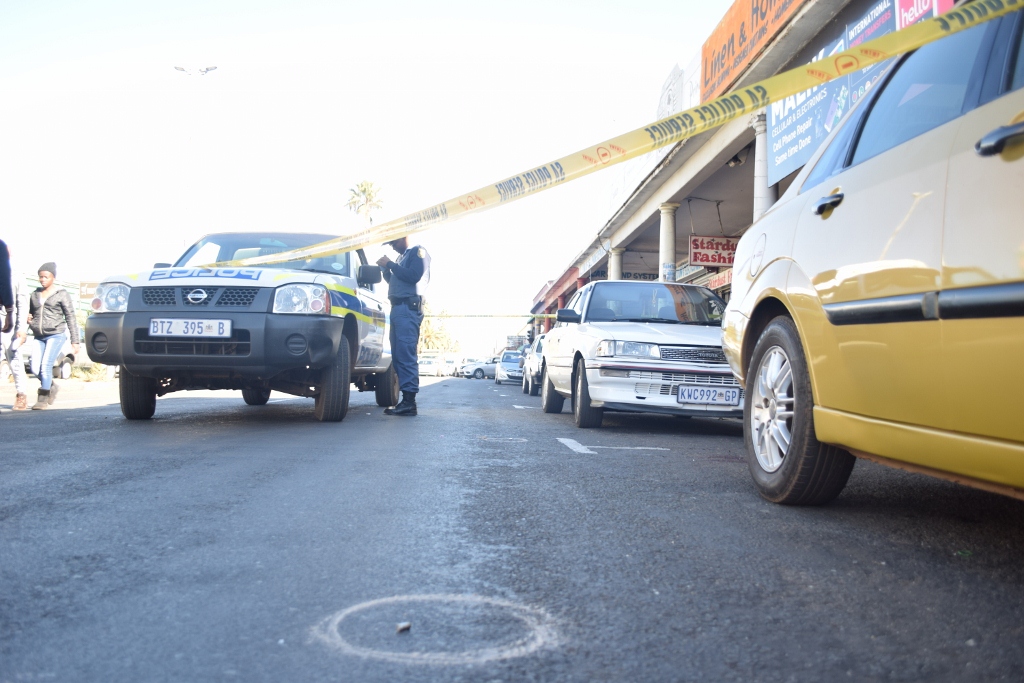 UPDATE: Attempted robbery turns to shooting in CBD | Randfontein Herald