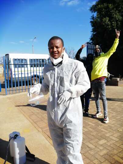 Avanté Primary closed until further notice: Former SGB member jumps in ...