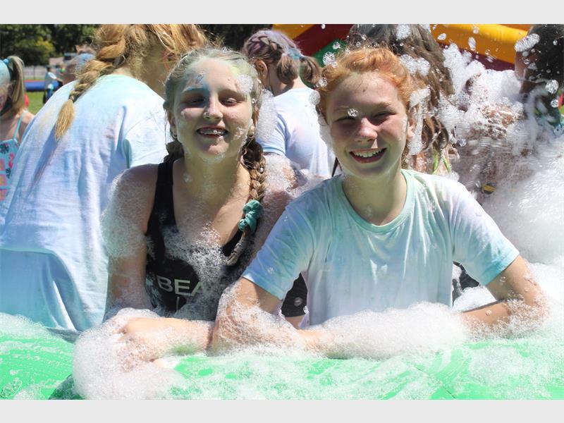 Skuim, vlugbal en meer by Ram om die jaar af te sluit | Randfontein Herald