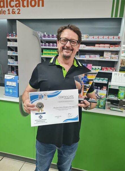 Randgate Apteek ontvang toekenning vanaf RandWes DBV | Randfontein Herald