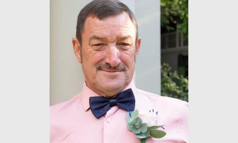 Familie en vriende neem afskeid van Oom Len