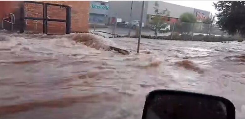 VIDEO: Randfontein hit by flooding after heavy rain and hail