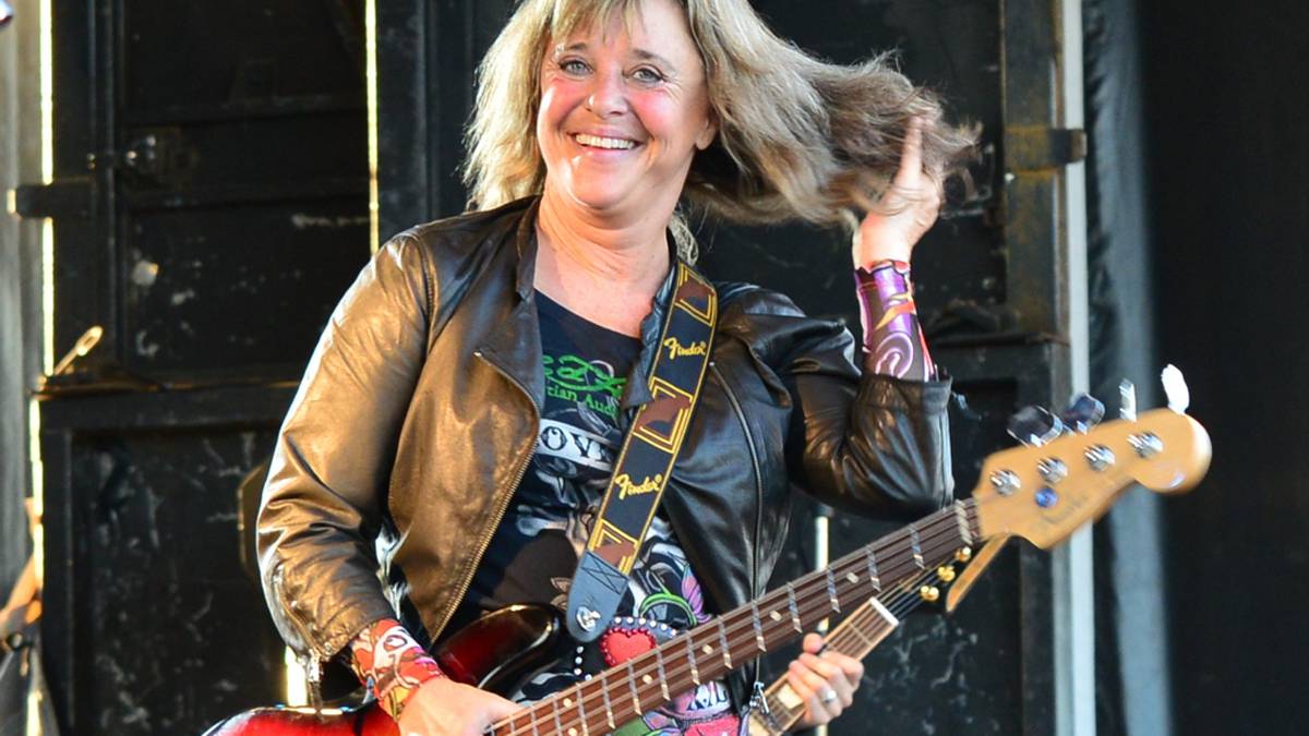 Celebrating 50 years of hits with Suzie Quatro | Kempton Express